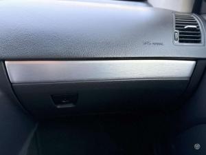 Melns Volvo XC90 2013 Kaišiadorys, ar dzinēja tilpumu 2.40 L un nobraukumu 350 tūkst. km par 12500 €, foto 29 vietnē AUTOMOTO.COM.LV