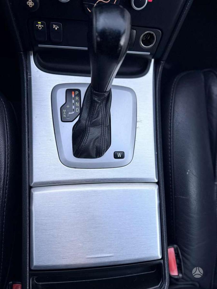 Melns Volvo XC90 2013 Kaišiadorys, ar dzinēja tilpumu 2.40 L un nobraukumu 350 tūkst. km par 12500 €, foto 30 vietnē AUTOMOTO.COM.LV