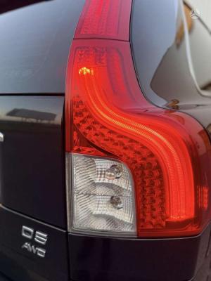 Melns Volvo XC90 2013 Kaišiadorys, ar dzinēja tilpumu 2.40 L un nobraukumu 350 tūkst. km par 12500 €, foto 43 vietnē AUTOMOTO.COM.LV
