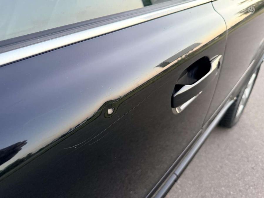 Melns Volvo XC90 2013 Kaišiadorys, ar dzinēja tilpumu 2.40 L un nobraukumu 350 tūkst. km par 12500 €, foto 53 vietnē AUTOMOTO.COM.LV