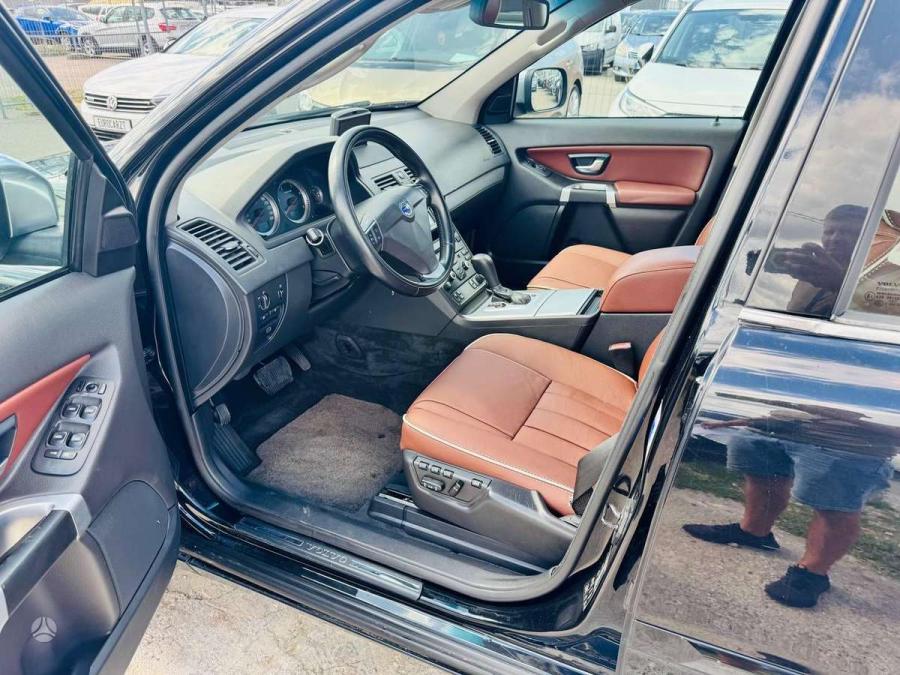 Melns Volvo XC90 2013 Kauņa, ar dzinēja tilpumu 2.40 L un nobraukumu 217 tūkst. km par 11300 €, foto 8 vietnē AUTOMOTO.COM.LV