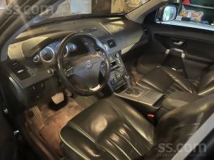 Melns Volvo XC90 2013 Ogre, ar dzinēja tilpumu 2.40 L un nobraukumu 314 tūkst. km par 8000 €, foto 6 vietnē AUTOMOTO.COM.LV