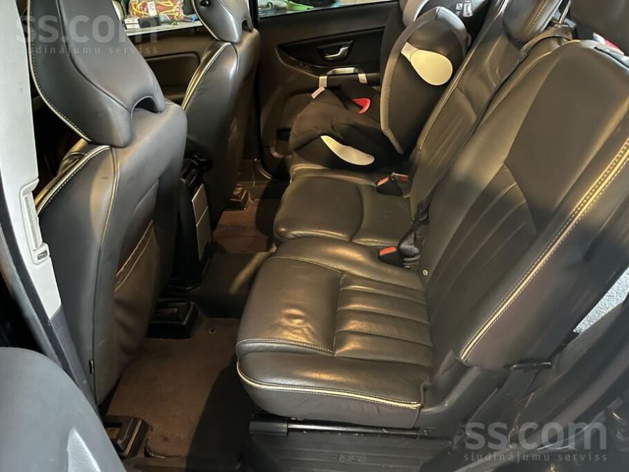 Melns Volvo XC90 2013 Ogre, ar dzinēja tilpumu 2.40 L un nobraukumu 314 tūkst. km par 8000 €, foto 7 vietnē AUTOMOTO.COM.LV