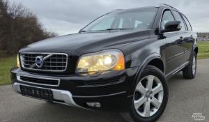 Black Volvo XC90 2014 in Siauliai, with an engine capacity of 2.40 L and mileage of 225 thousand km for 12450 €, photo  on AUTOMOTO.COM.LV