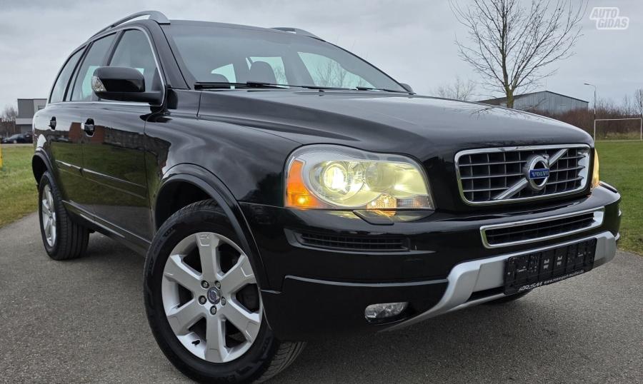 Melns Volvo XC90 2014 Šauļi, ar dzinēja tilpumu 2.40 L un nobraukumu 225 tūkst. km par 12450 €, foto 2 vietnē AUTOMOTO.COM.LV