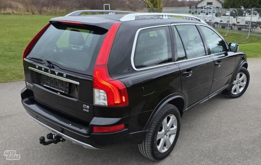 Melns Volvo XC90 2014 Šauļi, ar dzinēja tilpumu 2.40 L un nobraukumu 225 tūkst. km par 12450 €, foto 10 vietnē AUTOMOTO.COM.LV