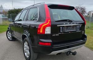 Melns Volvo XC90 2014 Šauļi, ar dzinēja tilpumu 2.40 L un nobraukumu 225 tūkst. km par 12450 €, foto 15 vietnē AUTOMOTO.COM.LV