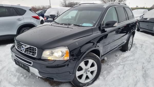 Black Volvo XC90 2014 in Siauliai, with an engine capacity of 2.40 L and mileage of 225 thousand km for 12300 €, photo 5 on AUTOMOTO.COM.LV