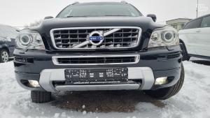 Black Volvo XC90 2014 in Siauliai, with an engine capacity of 2.40 L and mileage of 225 thousand km for 12300 €, photo 9 on AUTOMOTO.COM.LV