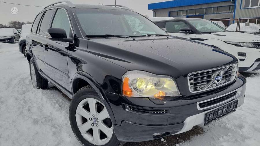 Melns Volvo XC90 2014 Šauļi, ar dzinēja tilpumu 2.40 L un nobraukumu 225 tūkst. km par 12200 €, foto 3 vietnē AUTOMOTO.COM.LV