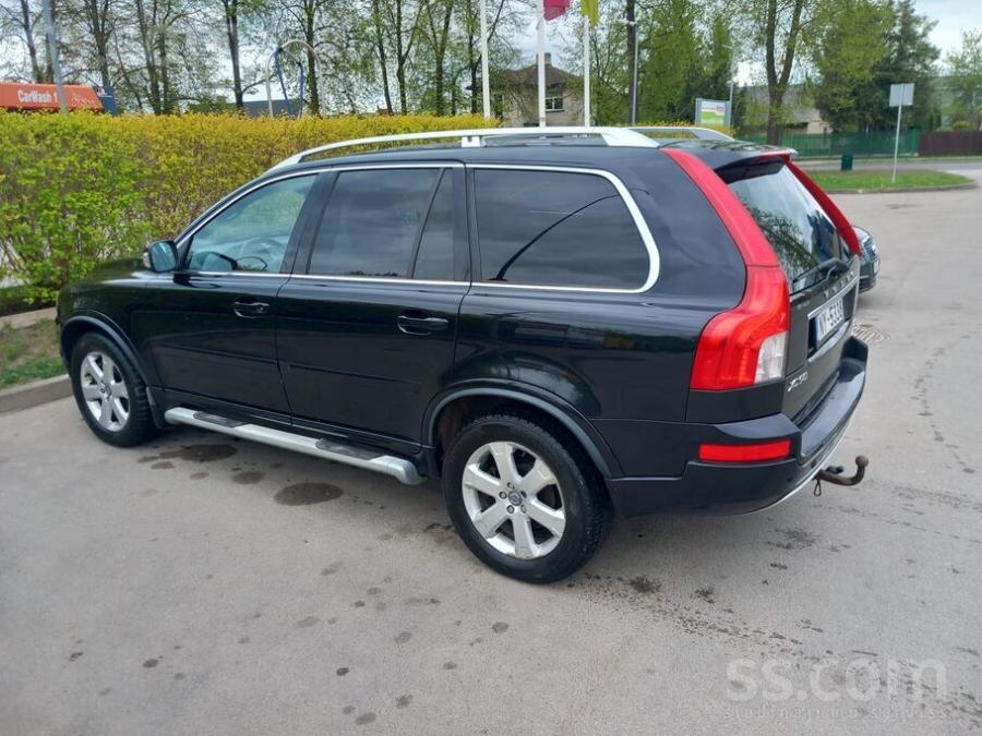Melns Volvo XC90 2014 Jelgava, ar dzinēja tilpumu 2.40 L un nobraukumu 225 tūkst. km par 11400 €, foto 4 vietnē AUTOMOTO.COM.LV