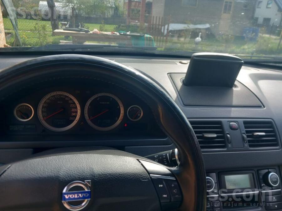 Melns Volvo XC90 2014 Jelgava, ar dzinēja tilpumu 2.40 L un nobraukumu 225 tūkst. km par 11400 €, foto 13 vietnē AUTOMOTO.COM.LV