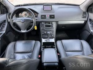 Melns Volvo XC90 2014 Rīga, ar dzinēja tilpumu 2.40 L un nobraukumu 312 tūkst. km par 9890 €, foto 8 vietnē AUTOMOTO.COM.LV