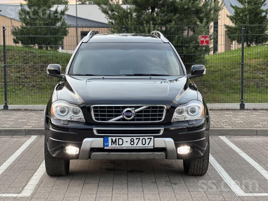 Melns Volvo XC90 2014 Rīga, ar dzinēja tilpumu 2.40 L un nobraukumu 312 tūkst. km par 9890 €, foto 13 vietnē AUTOMOTO.COM.LV