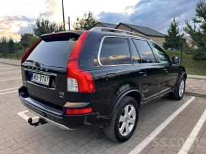 Melns Volvo XC90 2014 Rīga, ar dzinēja tilpumu 2.40 L un nobraukumu 312 tūkst. km par 9890 €, foto 18 vietnē AUTOMOTO.COM.LV