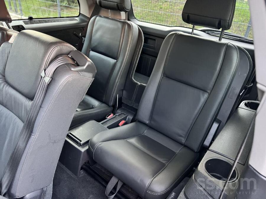Melns Volvo XC90 2014 Rīga, ar dzinēja tilpumu 2.40 L un nobraukumu 312 tūkst. km par 9890 €, foto 19 vietnē AUTOMOTO.COM.LV