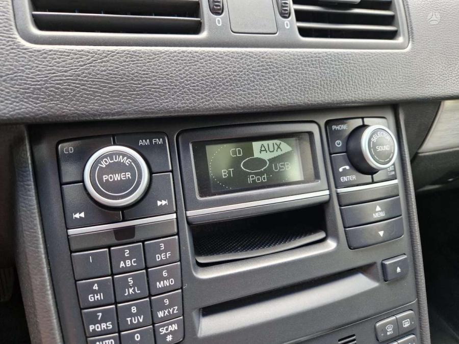 Melns Volvo XC90 2014 Viļņa, ar dzinēja tilpumu 2.40 L un nobraukumu 250 tūkst. km par 13650 €, foto 20 vietnē AUTOMOTO.COM.LV