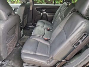 Melns Volvo XC90 2014 Viļņa, ar dzinēja tilpumu 2.40 L un nobraukumu 250 tūkst. km par 13650 €, foto 30 vietnē AUTOMOTO.COM.LV