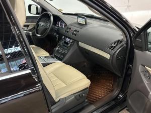 Black Volvo XC90 2014 in Jurmala, with an engine capacity of 2.40 L and mileage of 272 thousand km for 13950 €, photo 22 on AUTOMOTO.COM.LV