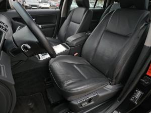 Black Volvo XC90 2014 in Riga, with an engine capacity of 2.40 L and mileage of 275 thousand km for 12700 €, photo 10 on AUTOMOTO.COM.LV