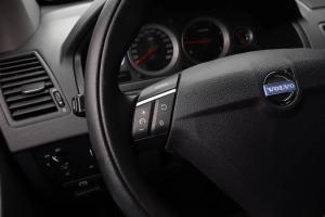 Melns Volvo XC90 2014 Jelgava, ar dzinēja tilpumu 2.40 L un nobraukumu 311 tūkst. km par 12500 €, foto 19 vietnē AUTOMOTO.COM.LV