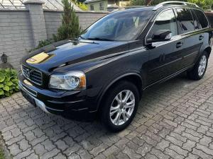 Melns Volvo XC90 2014 Viļņa, ar dzinēja tilpumu 2.40 L un nobraukumu 270 tūkst. km par 11950 €, foto  vietnē AUTOMOTO.COM.LV