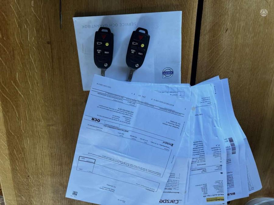 Черный Вольво ХС90 2014 в Вильнюс, объемом двигателя 2.40 л и пробегом 270 тыс. км за 11950 €, фото 23 на AUTOMOTO.COM.LV