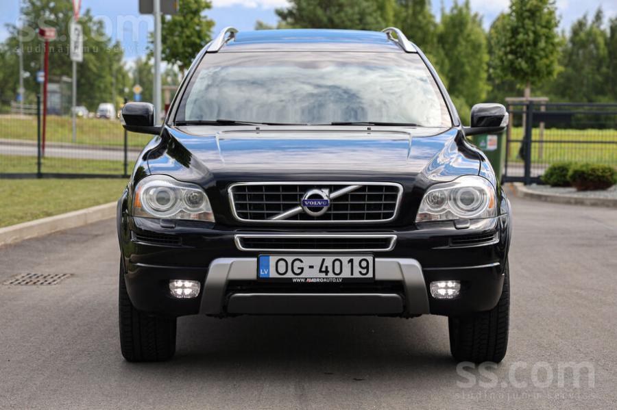 Melns Volvo XC90 2014 Jelgava, ar dzinēja tilpumu 2.40 L un nobraukumu 0 tūkst. km par 11500 €, foto 3 vietnē AUTOMOTO.COM.LV