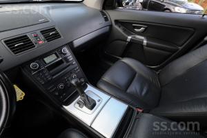 Melns Volvo XC90 2014 Jelgava, ar dzinēja tilpumu 2.40 L un nobraukumu 0 tūkst. km par 11500 €, foto 19 vietnē AUTOMOTO.COM.LV