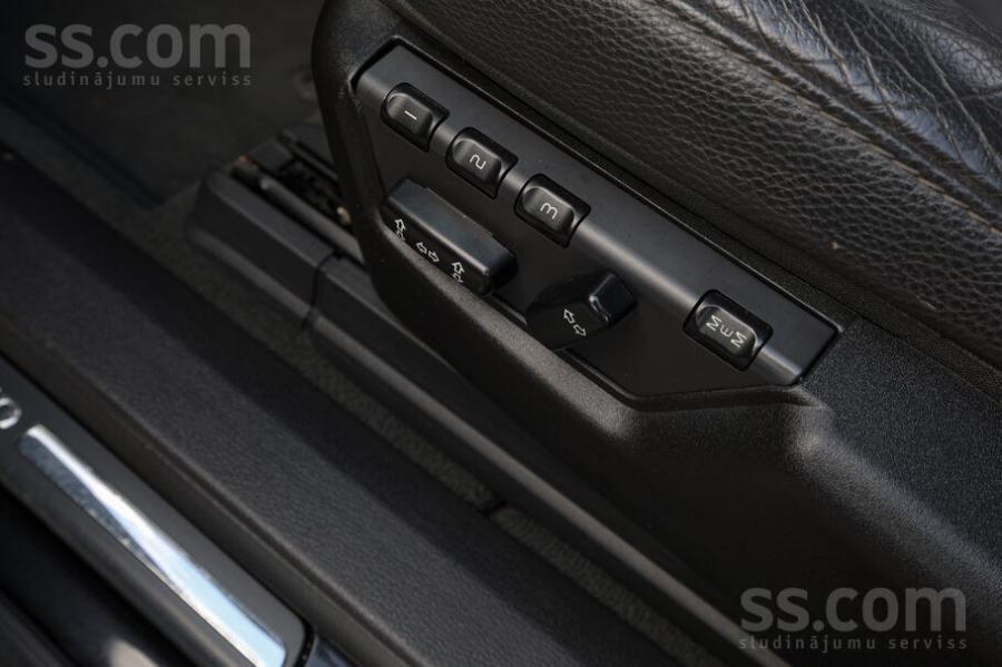 Melns Volvo XC90 2014 Jelgava, ar dzinēja tilpumu 2.40 L un nobraukumu 0 tūkst. km par 11500 €, foto 24 vietnē AUTOMOTO.COM.LV