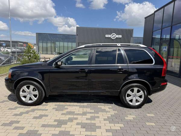 Melns Volvo XC90 2014 Šauļi, ar dzinēja tilpumu 2.40 L un nobraukumu 289 tūkst. km par 10600 €, foto 7 vietnē AUTOMOTO.COM.LV