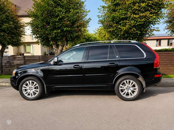 Melns Volvo XC90 2014 Klaipėda, ar dzinēja tilpumu 3.20 L un nobraukumu 280 tūkst. km par 8100 €, foto 5 vietnē AUTOMOTO.COM.LV