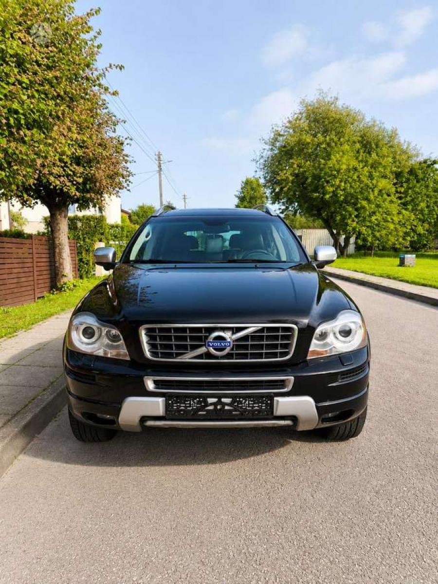 Black Volvo XC90 2014 in Klaipeda, with an engine capacity of 3.20 L and mileage of 280 thousand km for 8100 €, photo 7 on AUTOMOTO.COM.LV