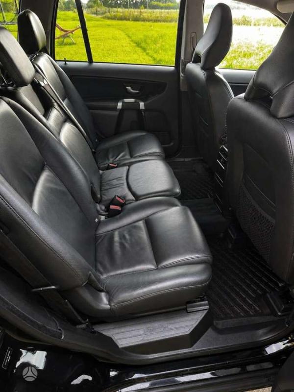 Melns Volvo XC90 2014 Klaipėda, ar dzinēja tilpumu 3.20 L un nobraukumu 280 tūkst. km par 8100 €, foto 8 vietnē AUTOMOTO.COM.LV
