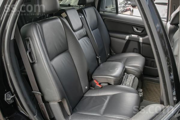 Melns Volvo XC90 2014 Tukums, ar dzinēja tilpumu 2.40 L un nobraukumu 217 tūkst. km par 13490 €, foto 11 vietnē AUTOMOTO.COM.LV