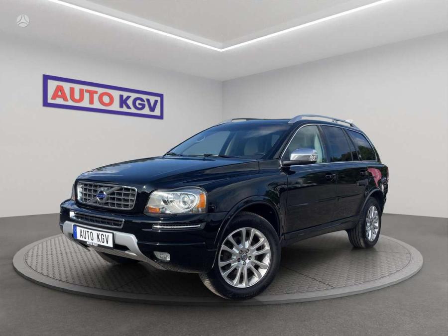 Black Volvo XC90 2014 in Vilnius, with an engine capacity of 3.20 L and mileage of 220 thousand km for 10999 €, photo 1 on AUTOMOTO.COM.LV