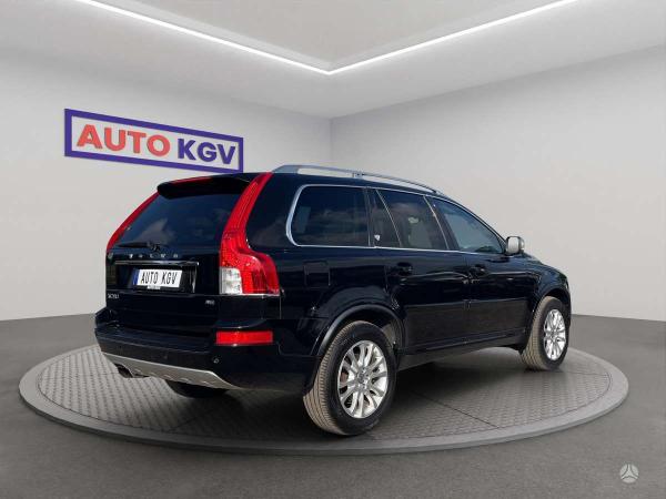 Melns Volvo XC90 2014 Viļņa, ar dzinēja tilpumu 3.20 L un nobraukumu 220 tūkst. km par 10999 €, foto 6 vietnē AUTOMOTO.COM.LV