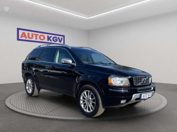 Black Volvo XC90 2014 in Vilnius, with an engine capacity of 3.20 L and mileage of 220 thousand km for 10999 €, photo 8 on AUTOMOTO.COM.LV