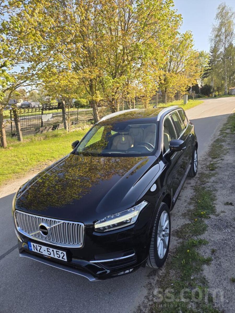 Black Volvo XC90 2015 in Ogre, with an engine capacity of 2.00 L and mileage of 0 thousand km for 15870 €, photo 4 on AUTOMOTO.COM.LV