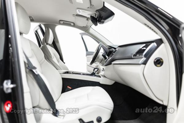 Melns Volvo XC90 2015 Tallina, ar dzinēja tilpumu 2.00 L un nobraukumu 198 tūkst. km par 20799 €, foto 11 vietnē AUTOMOTO.COM.LV