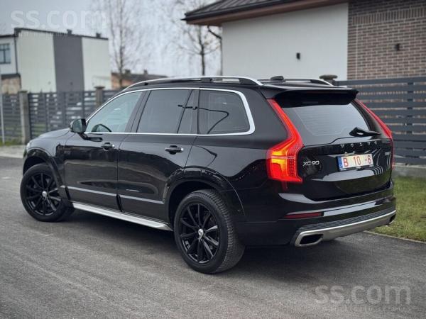 Black Volvo XC90 2015 in Jelgava, with an engine capacity of 2.00 L and mileage of 300 thousand km for 21300 €, photo 3 on AUTOMOTO.COM.LV