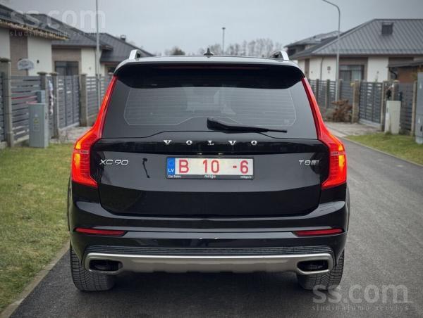 Black Volvo XC90 2015 in Jelgava, with an engine capacity of 2.00 L and mileage of 300 thousand km for 21300 €, photo 8 on AUTOMOTO.COM.LV