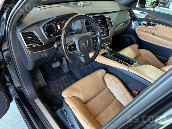 Melns Volvo XC90 2015 Rīga, ar dzinēja tilpumu 2.00 L un nobraukumu 337 tūkst. km par 17500 €, foto 8 vietnē AUTOMOTO.COM.LV