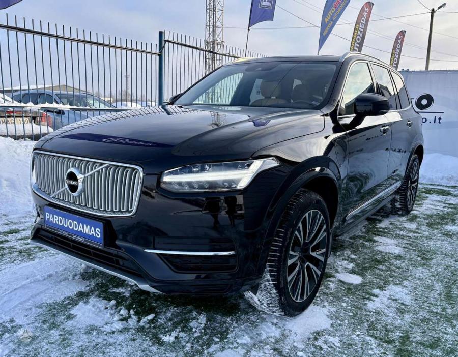 Black Volvo XC90 2015 in Panevezys, with an engine capacity of 1.97 L and mileage of 300 thousand km for 15900 €, photo 1 on AUTOMOTO.COM.LV