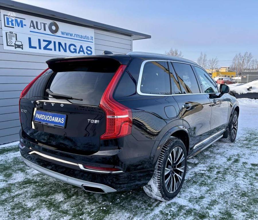 Black Volvo XC90 2015 in Panevezys, with an engine capacity of 1.97 L and mileage of 300 thousand km for 15900 €, photo 6 on AUTOMOTO.COM.LV