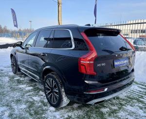 Black Volvo XC90 2015 in Panevezys, with an engine capacity of 1.97 L and mileage of 300 thousand km for 15900 €, photo 9 on AUTOMOTO.COM.LV