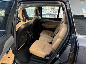 Black Volvo XC90 2015 in Panevezys, with an engine capacity of 1.97 L and mileage of 300 thousand km for 15900 €, photo 35 on AUTOMOTO.COM.LV