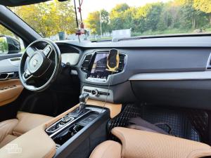 Black Volvo XC90 2015 in Vilnius, with an engine capacity of 2.00 L and mileage of 262 thousand km for 23600 €, photo 20 on AUTOMOTO.COM.LV