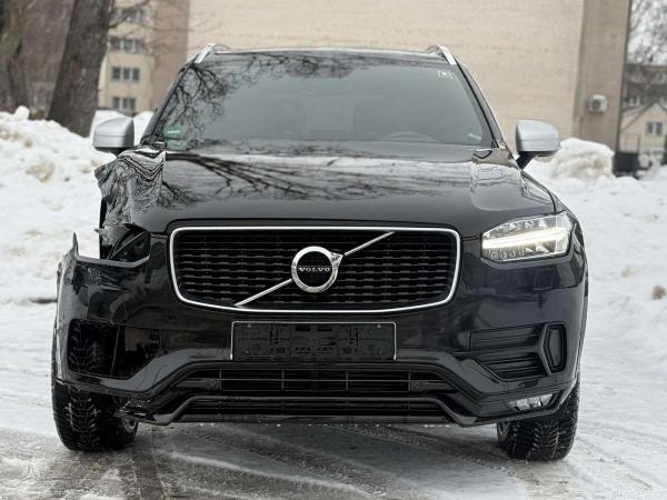 Melns Volvo XC90 2015 Raseiniai, ar dzinēja tilpumu 1.97 L un nobraukumu 171 tūkst. km par 12650 €, foto 9 vietnē AUTOMOTO.COM.LV