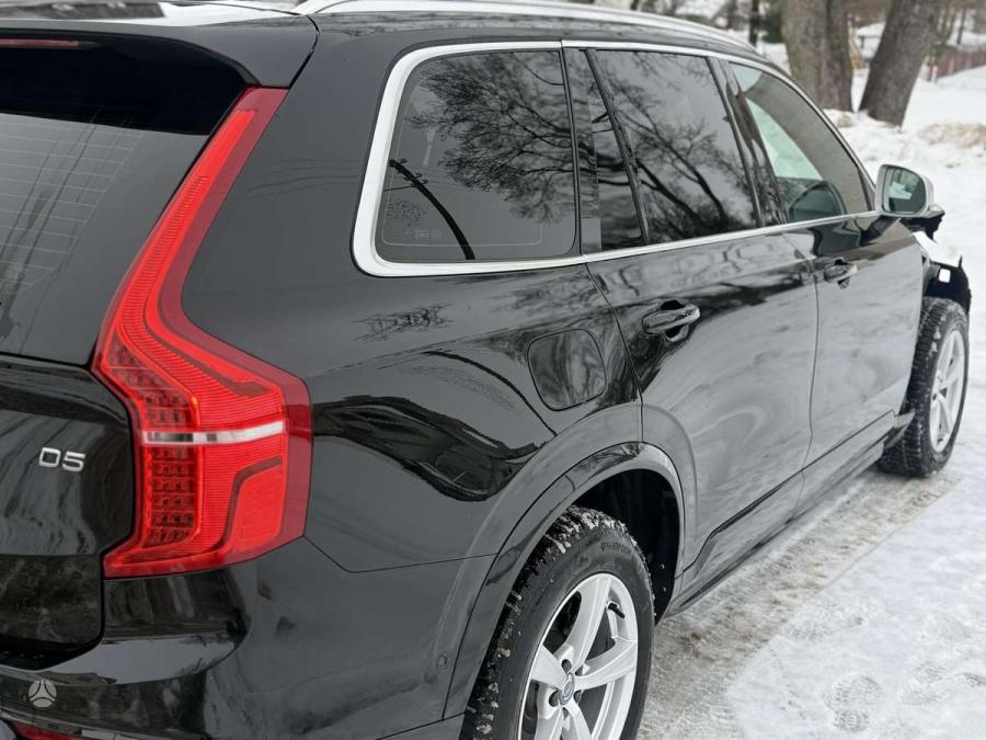 Melns Volvo XC90 2015 Raseiniai, ar dzinēja tilpumu 1.97 L un nobraukumu 171 tūkst. km par 12650 €, foto 17 vietnē AUTOMOTO.COM.LV